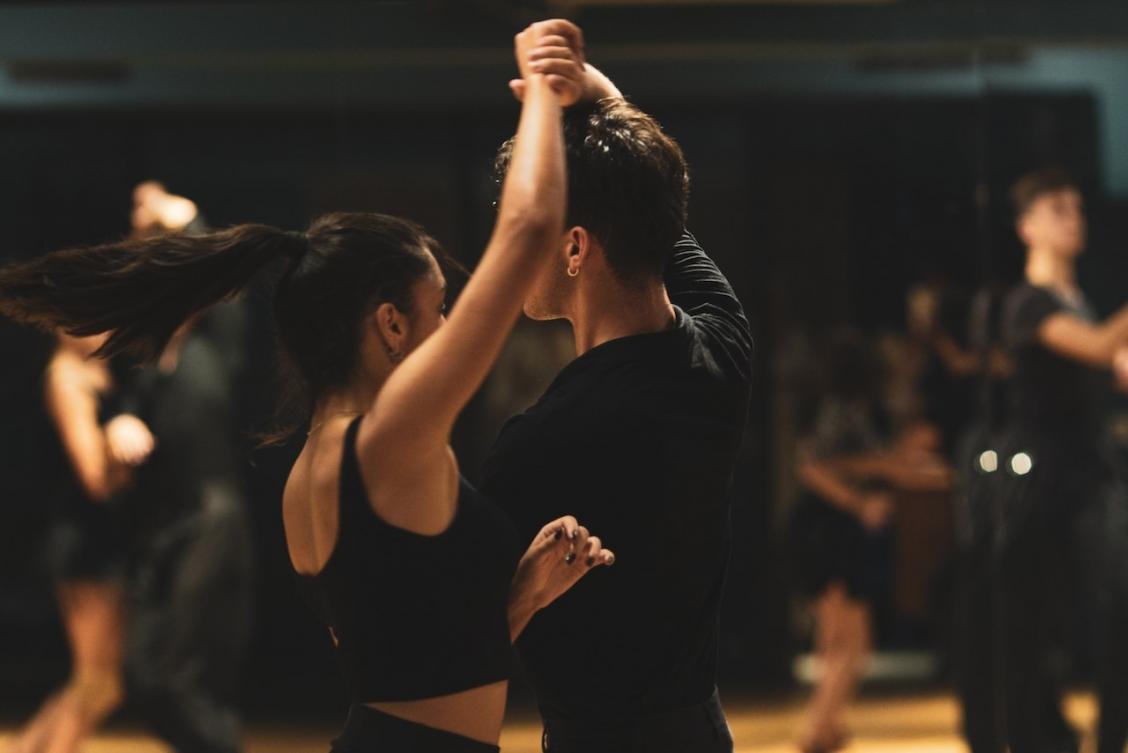 Todo sobre la historia y evolución del tango | Superprof